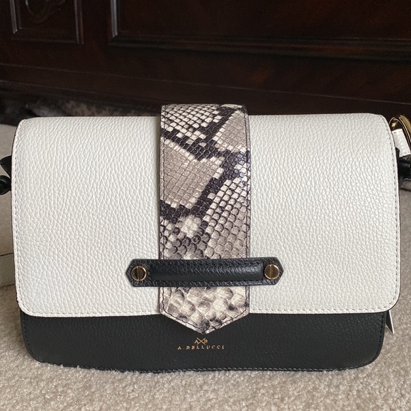 Alberto Bellucci | Bags | Nwt Alberto Bellucci Milano Purse | Poshmark